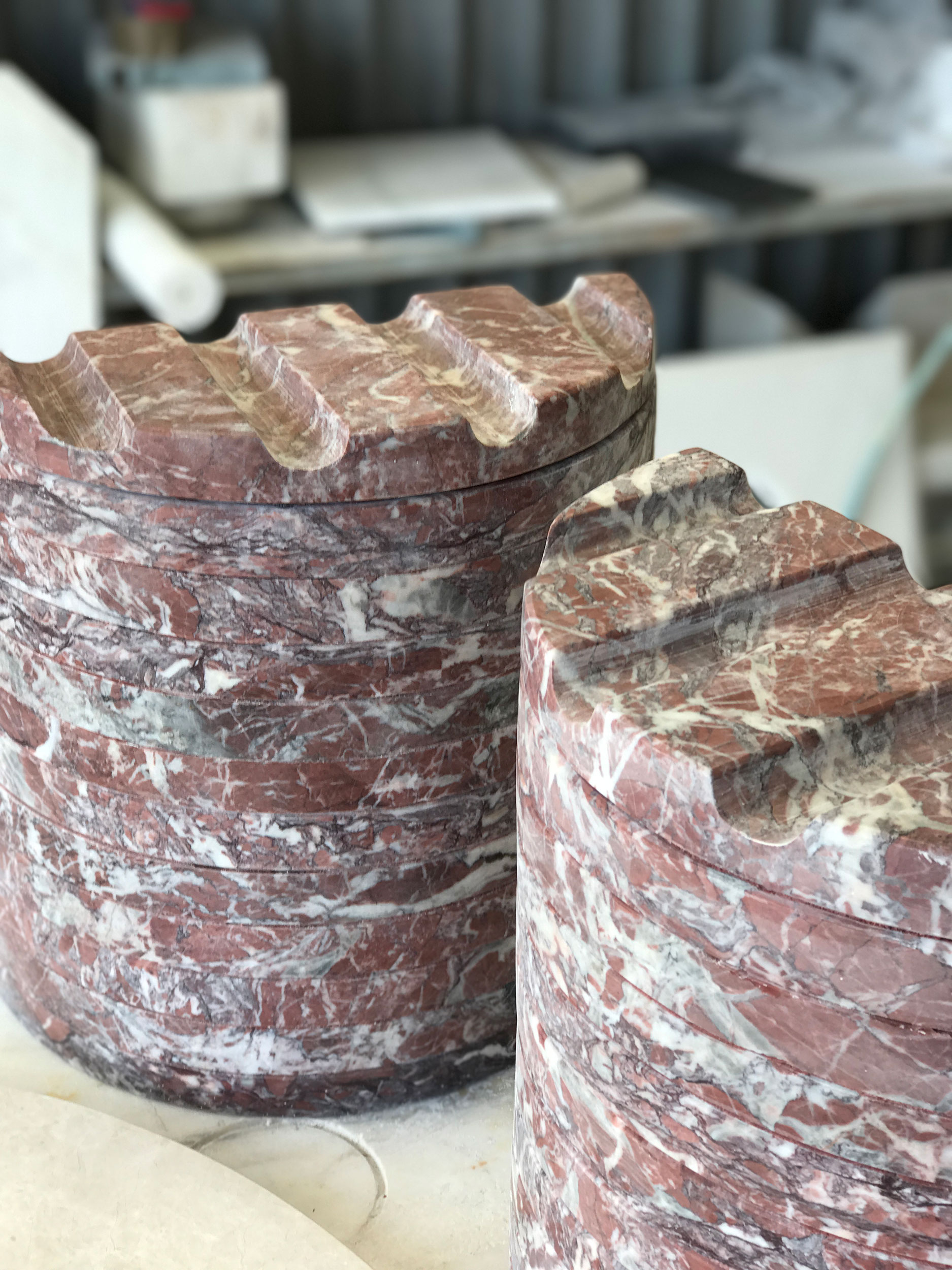 objects-of-common-interest-parallel-bench-5 - Objects of common interest