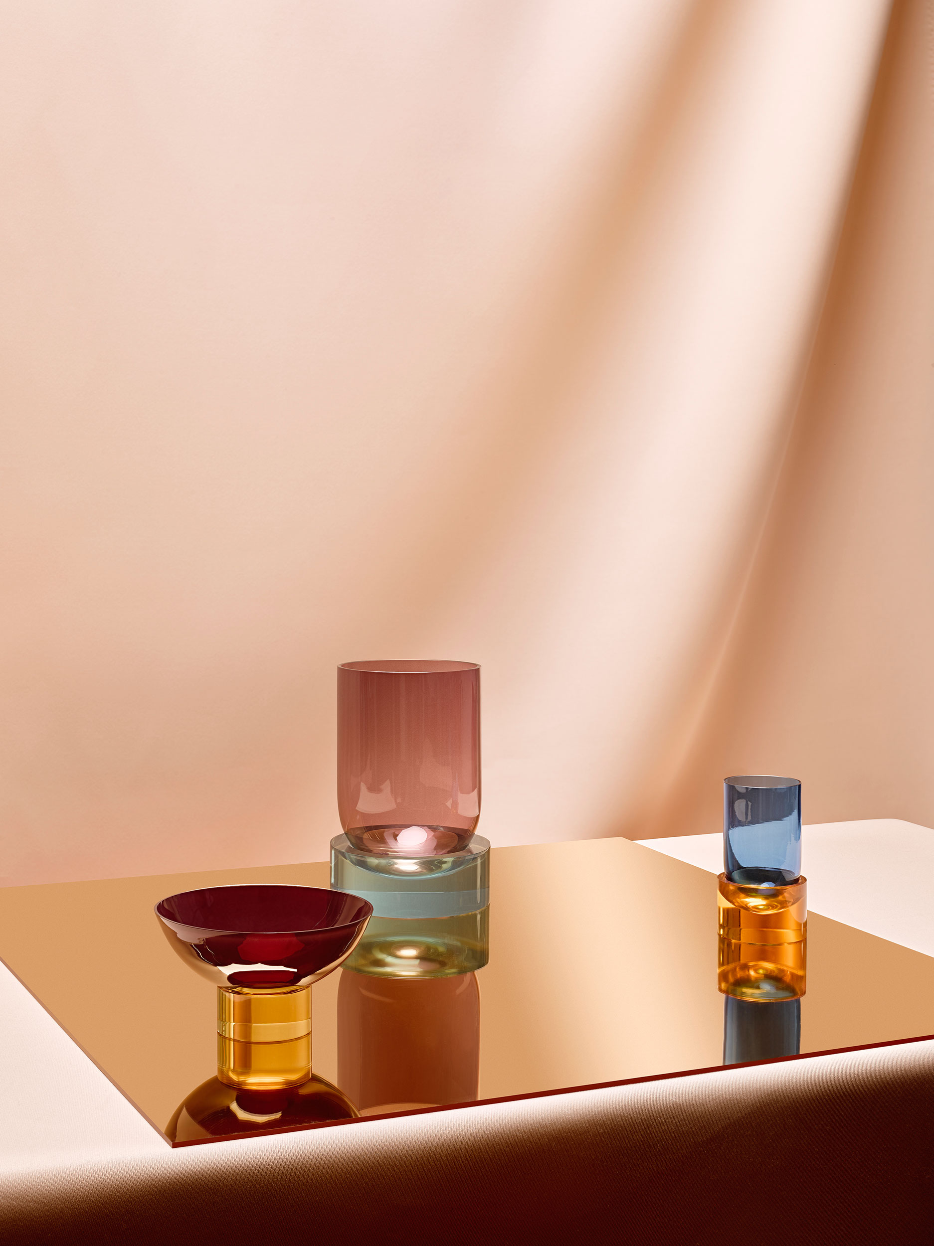 Relativity of Color - Objects of common interest