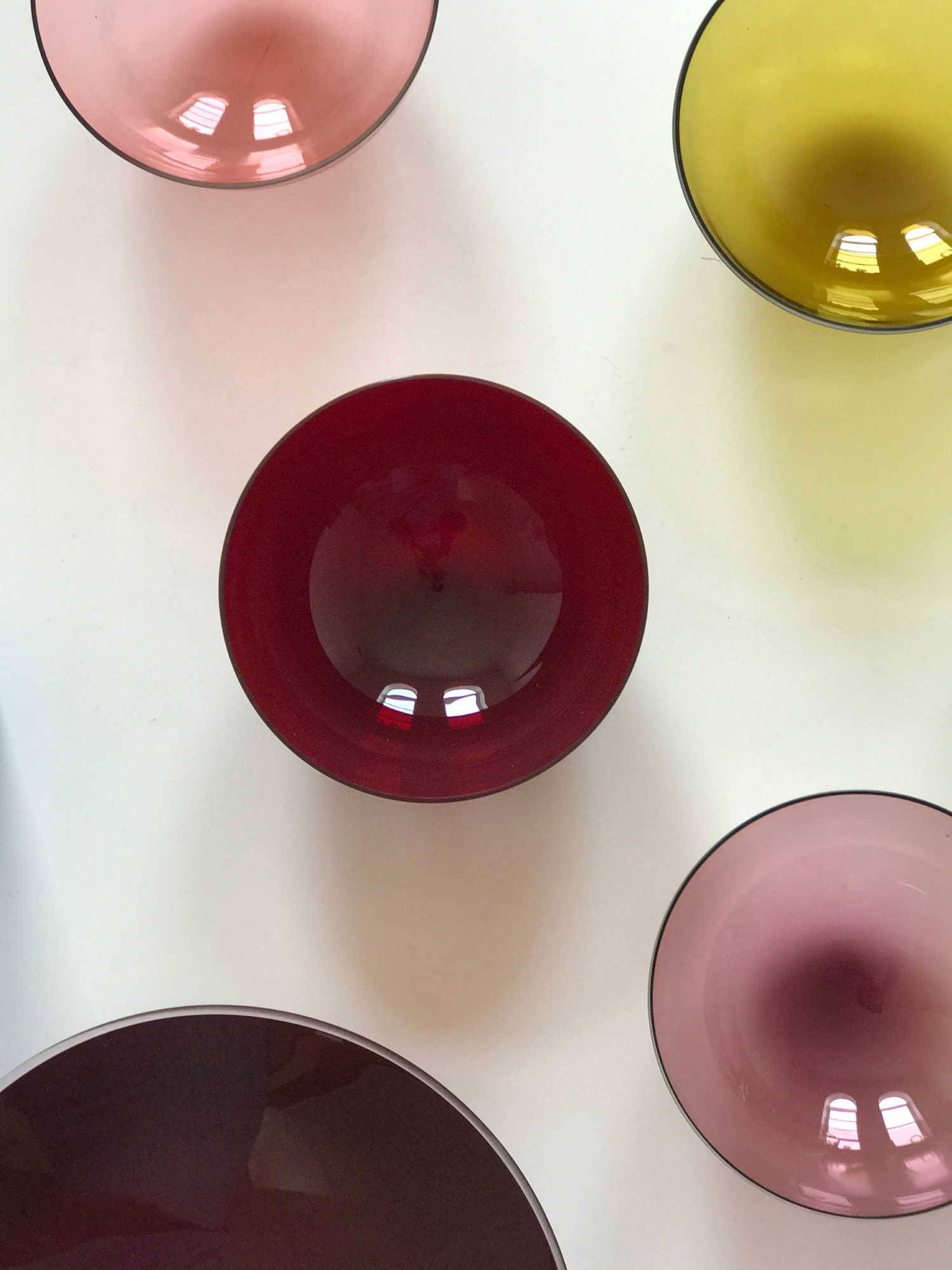 Relativity of Color - Objects of common interest