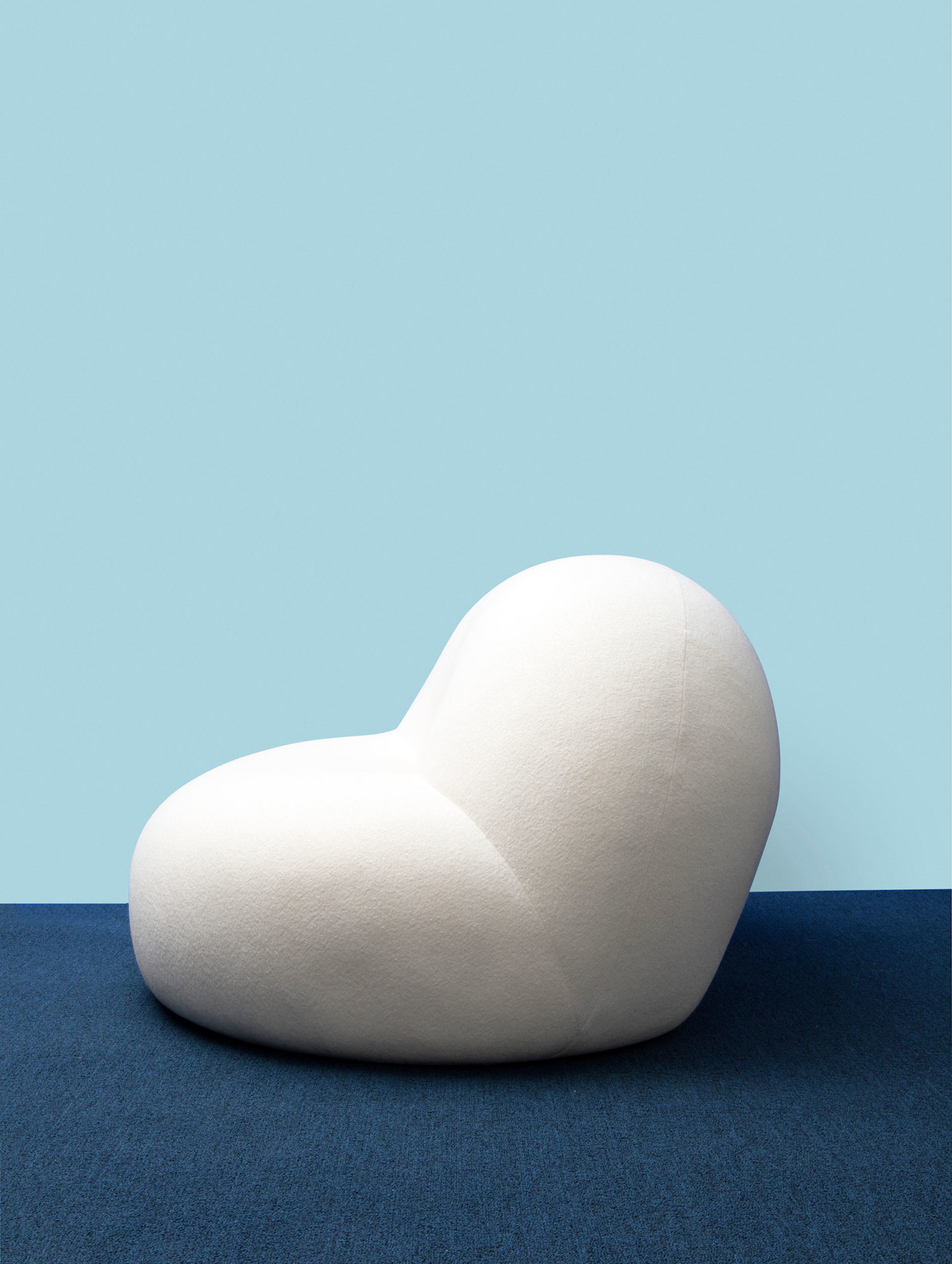 Tube Chair - Objects of common interest